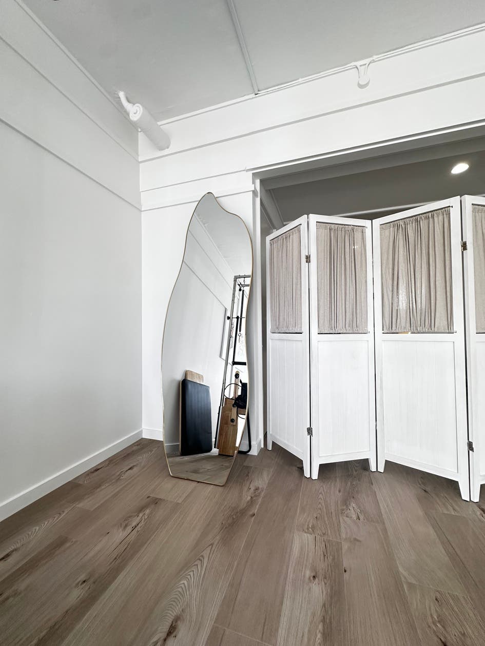 【原宿駅から徒歩２分】女性限定マシンピラティス・ヨガスタジオ　｜　パーソナルトレーニングにおすすめ！の写真11