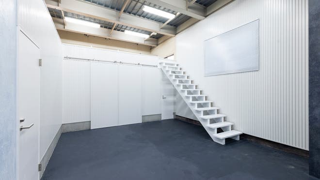 合計床面積約160平米の1棟レンタルプラン 自然光たっぷりの2階ハウススタジオ94平米と 1階ガレージスタジオの写真20