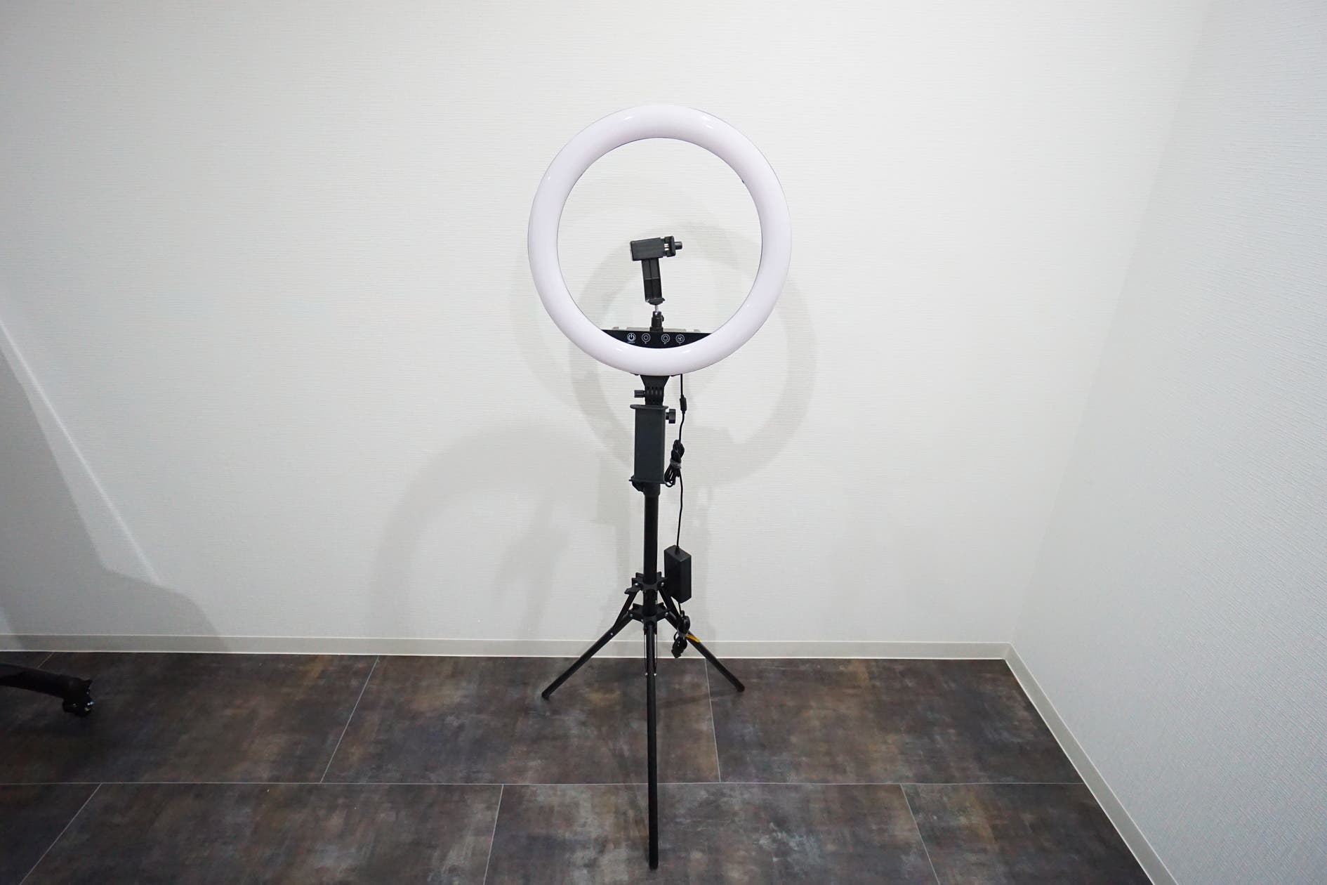 ＜小田急レンタルスペース　新宿小滝橋通り＞OPEN SALE🎉新宿西口駅徒歩1分🚃Wi-Fi📶スマートテレビ📺会議/商談/面接の写真12