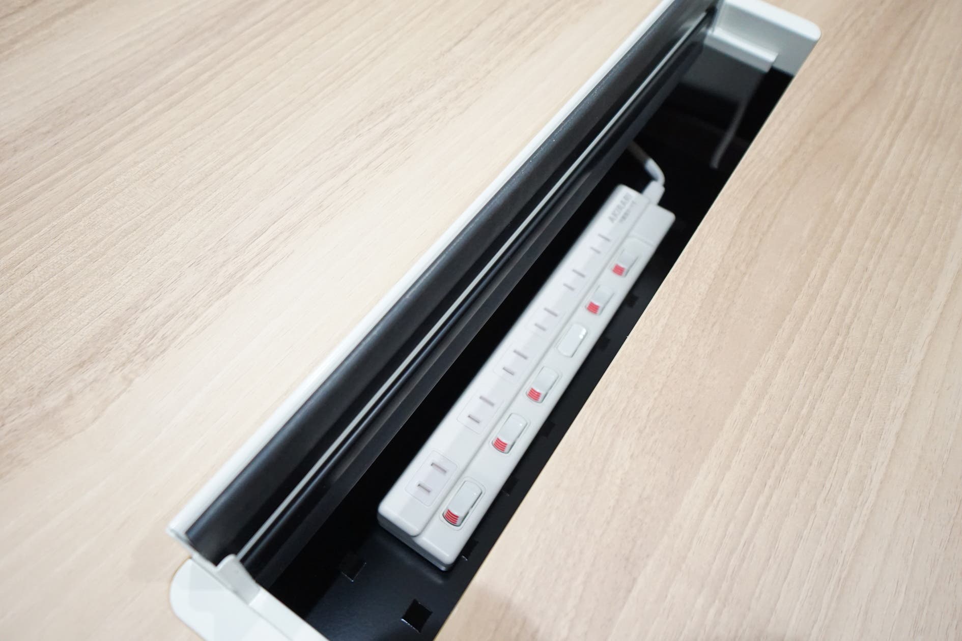 ＜小田急レンタルスペース　新宿小滝橋通り＞OPEN SALE🎉新宿西口駅徒歩1分🚃Wi-Fi📶スマートテレビ📺会議/商談/面接の写真8