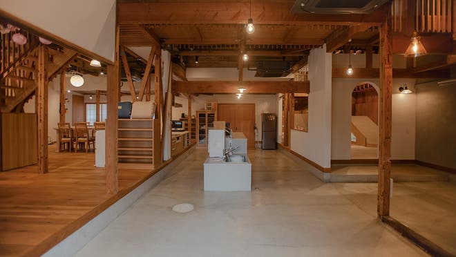 【🌲Xmas装飾🎅市原】駐車場7台有🚗大人数向け🌸一軒家の古民家をリノベ/広々キッズルーム🐥/ゴミ捨て無料の写真1