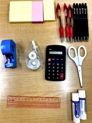 🎄12月限定【西新宿駅4分】高速WiFi/モニター/プロジェクター/最大収容人数16名/会議・セミナー・研修・撮影・控室に最適の写真11