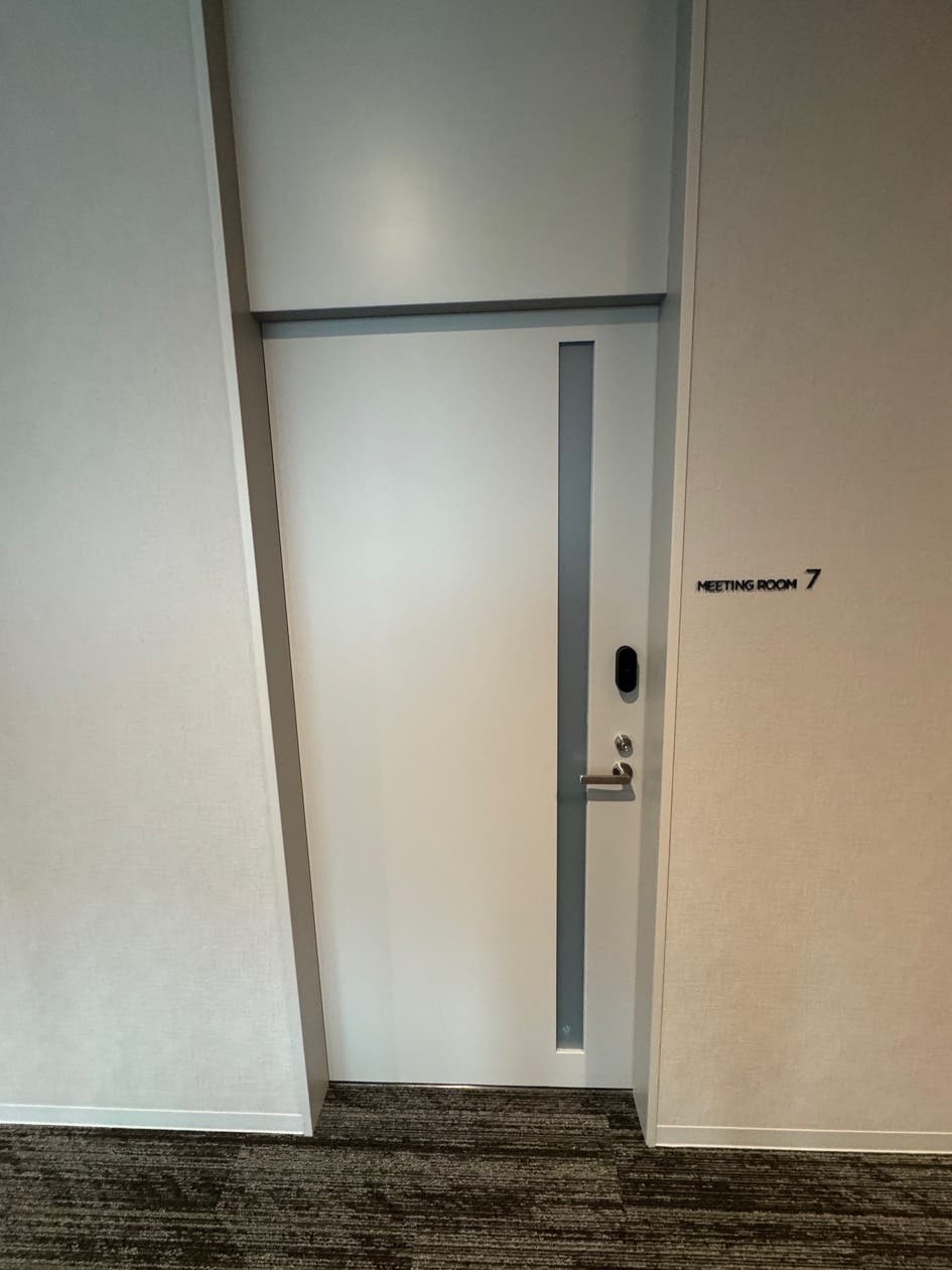 【地下鉄仙台駅 徒歩5分】7席着席可/光回線高速WiFi/有人スタッフ/飲食可/貸し会議室 [Room(7)]の写真8