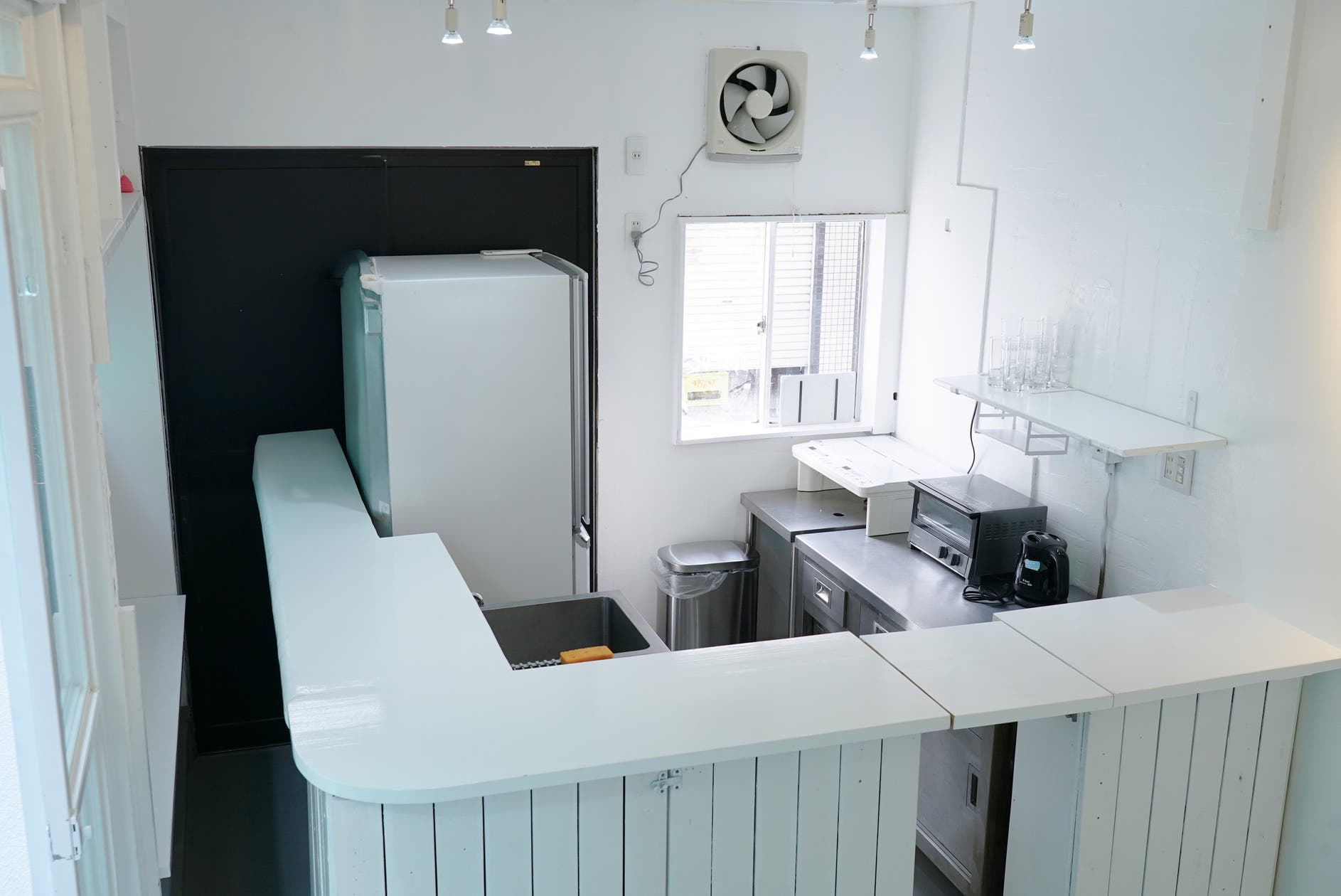 路面店 3階建て一棟貸し！ポップアップ、展示向きスペース！の写真4