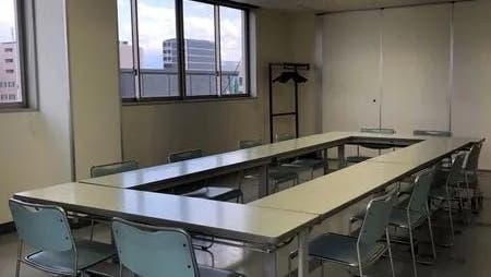 【市役所徒歩1分】レンタルオフィス(会議・試験・勉強会・セミナー等)/松山城を眺む/最大25名 大人数収容の写真4