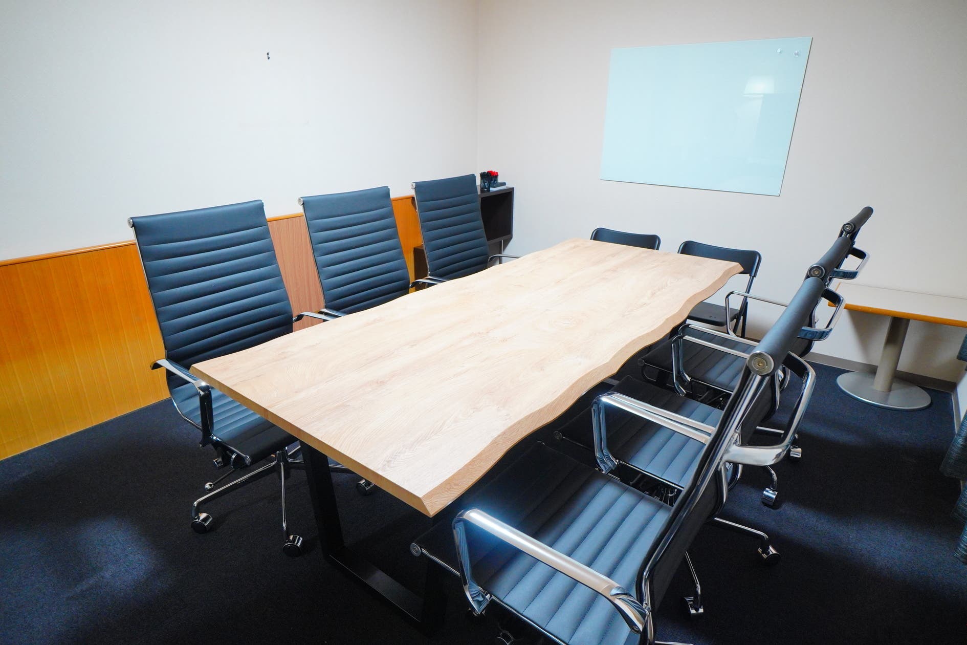 ＜豊橋駅前プライベートスペース725＞光回線Wi-Fi📶50型スマートテレビ🖥️会議/商談/ビジネス/ワークショップの写真8