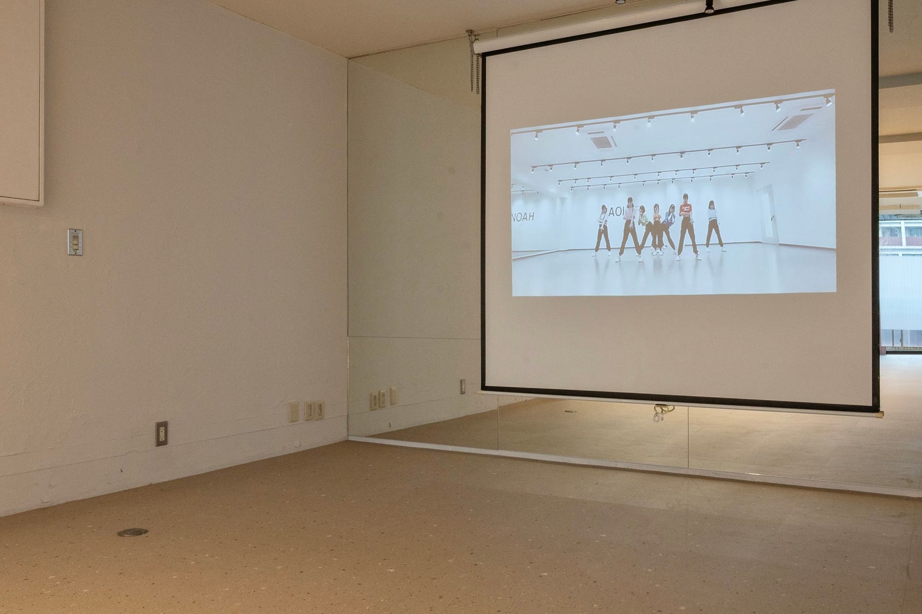 【元町・中華街駅2分】ダンス・ヨガ教室などにおすすめ♪ 広さ90㎡のダンススタジオの写真7