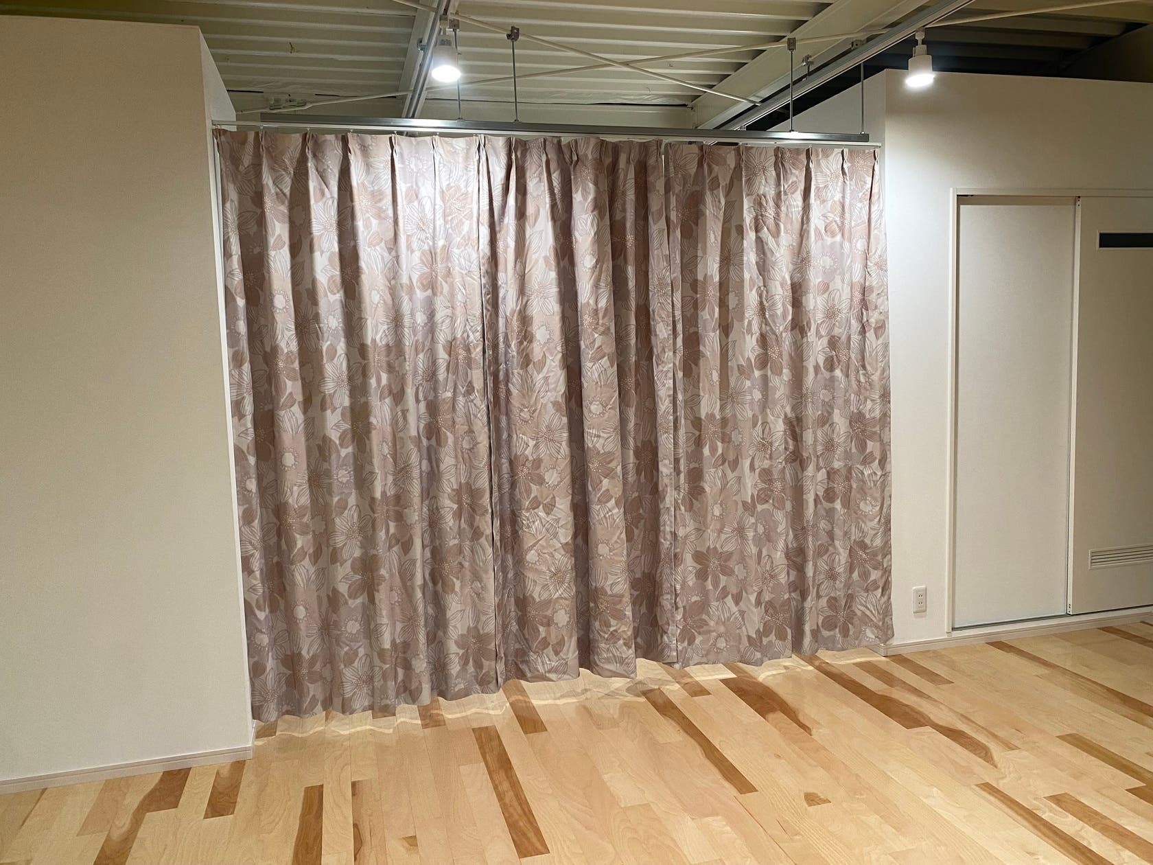 獨協大学前駅・東口・徒歩2分・ダンスが出来るスタジオの写真6