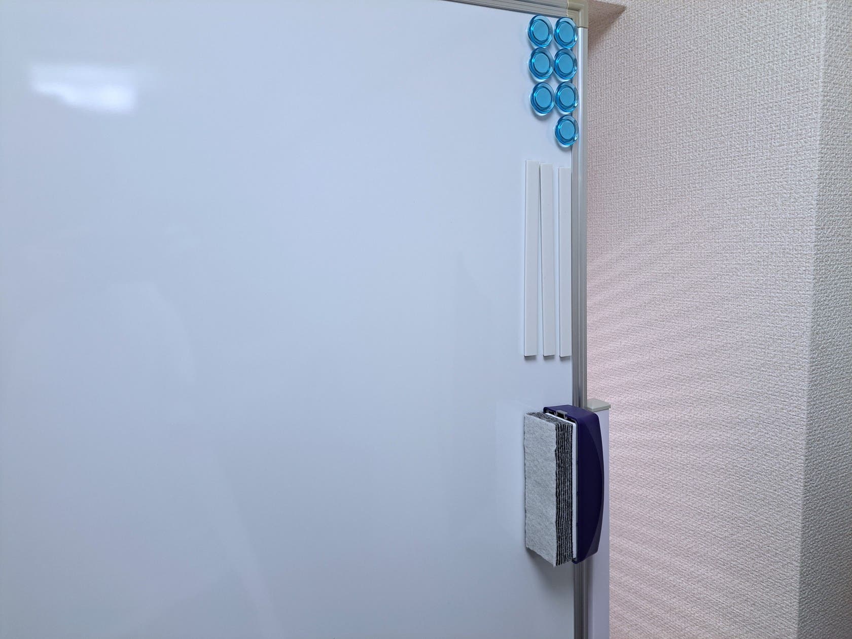 🌟新規OPEN🌟【Brenz関内203】 関内駅徒歩３分★アクセス抜群★8名利用可能な綺麗で落ち着いた空間の写真9