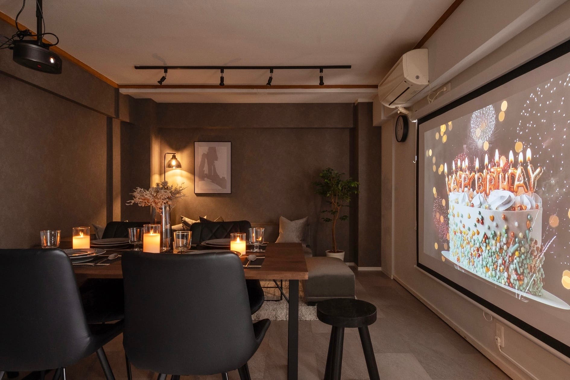 内幸町駅1分/新橋駅4分🚃大型プロジェクター🎬大人気ゲーム機🎮女子会💗12名着席可🍷24h🎉1日1回スタッフ完全清掃の写真7