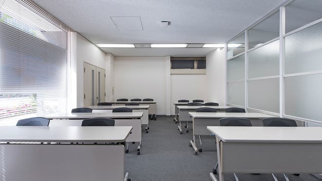 東銀座駅から徒歩2分!スタッフ常駐のため安心してご利用いただけます!✨Wi-Fi有り⭐️【20名セミナールーム】⭐️の写真2