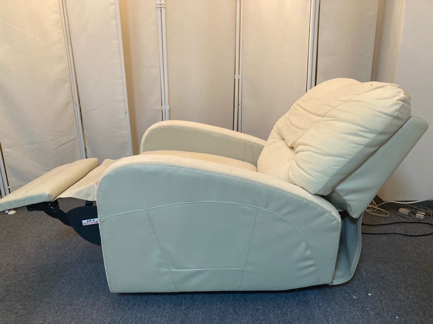 リクライニングチェア（電動）の画像1