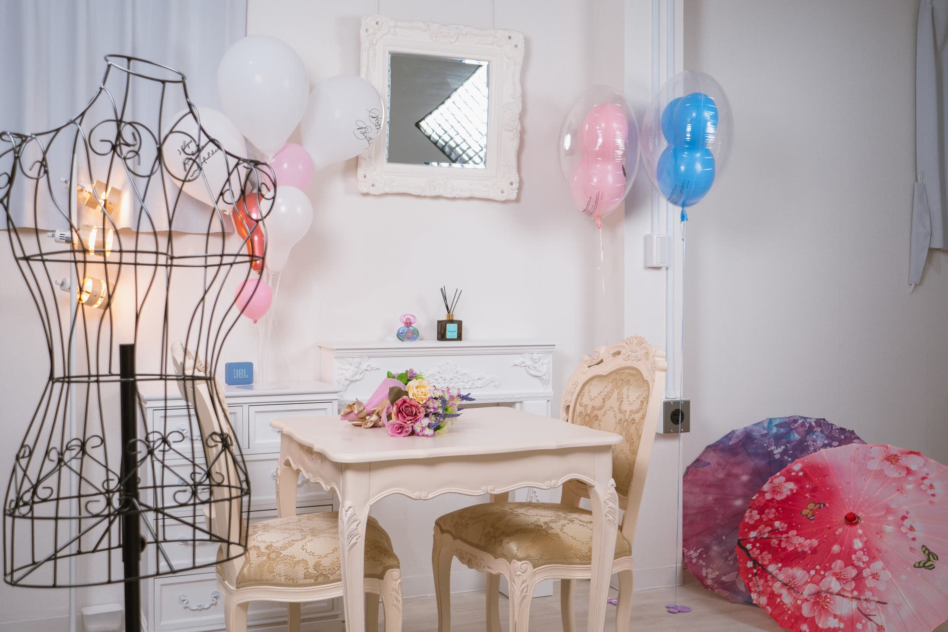 【照明機材無料/冬の平日キャンペーン実施中】半地下/白の漆喰壁/２灯ストロボシンクロ撮影/LED空間照明撮影/大久保駅徒歩5分の写真9