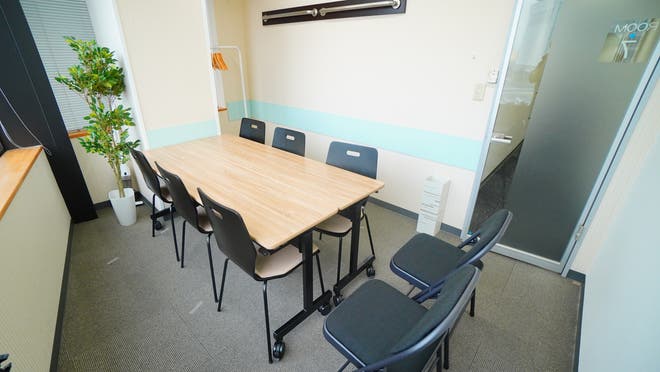 <スカイラークビル4階小貸会議室 Room7>小田原駅徒歩1分🚃8名収容🪑光回線Wi-Fi📶会議/商談/面接/ZOOMの写真5