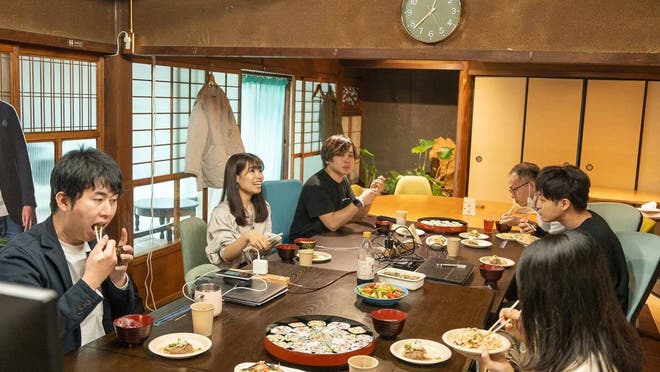 【泉佐野駅8分】高速Wi-Fi完備の貸し会議室/最大8名/車8台駐車可/フリードリンク/セミナー・打ち合わせなどに最適!の写真8