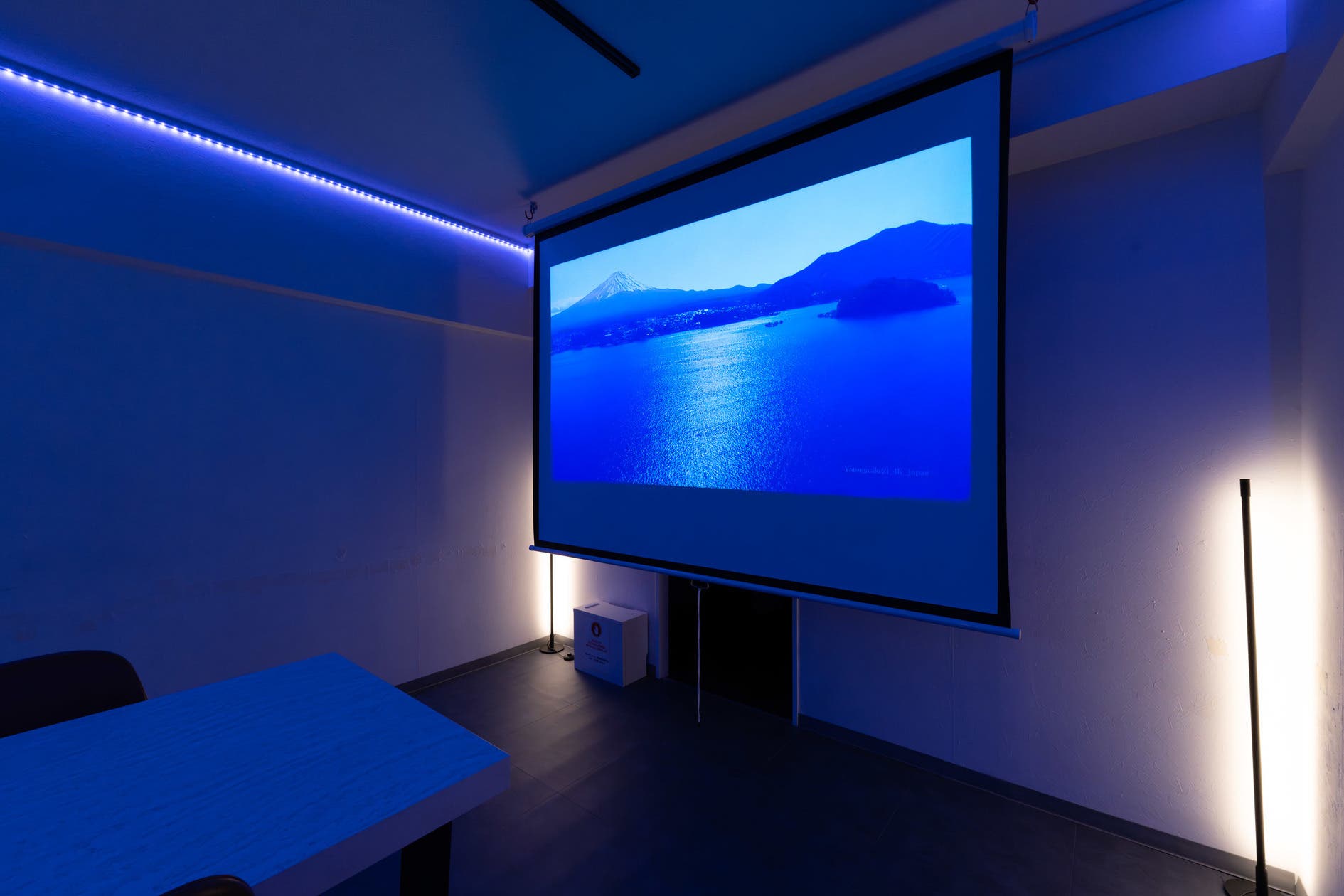 【天神南駅2分】2025年OPEN🉐/最大30名・24H/スクリーン100㌅/パーティ🎉セミナー🌟女子会💖/ゲーム機の写真10