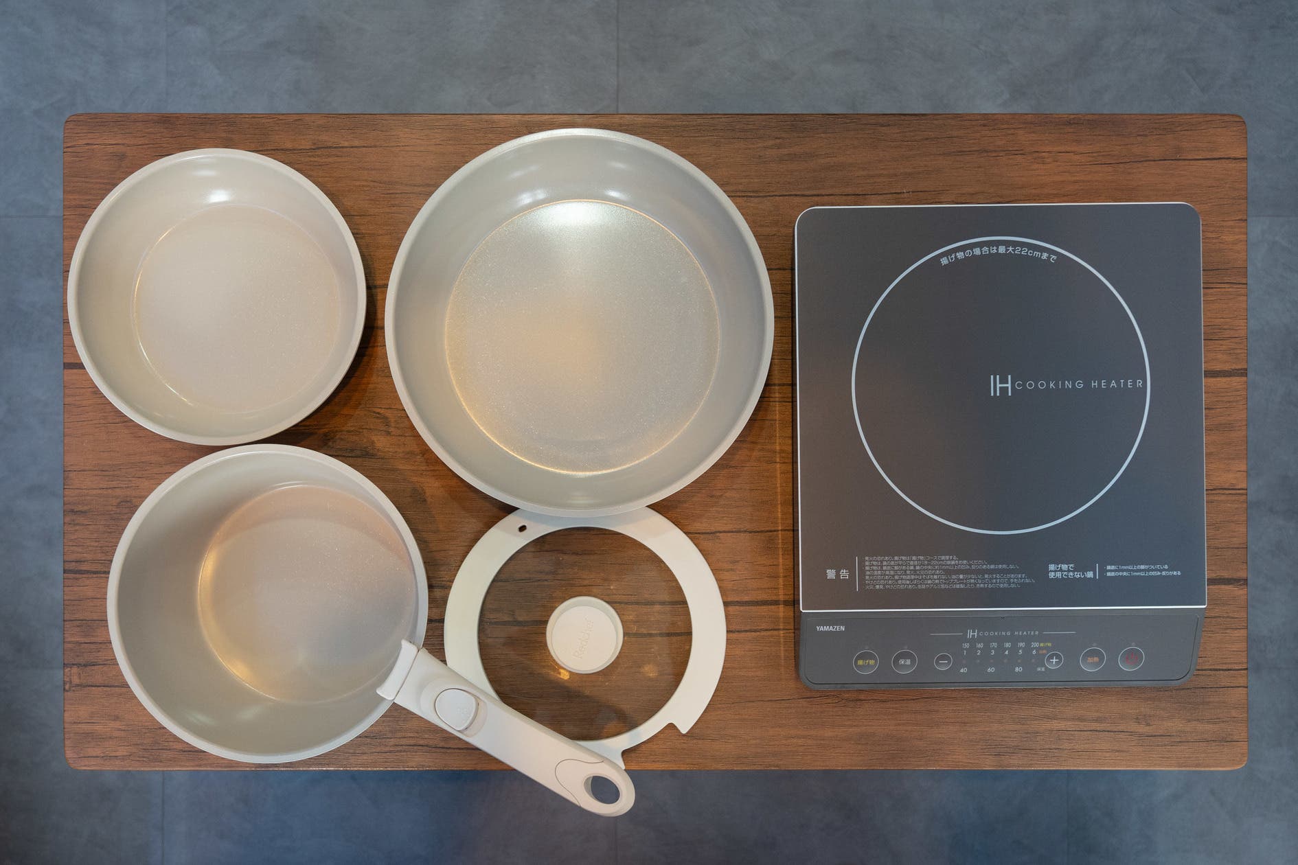 【天神南駅2分】2025年OPEN🉐/最大30名・24H/スクリーン100㌅/パーティ🎉セミナー🌟女子会💖/ゲーム機の写真13