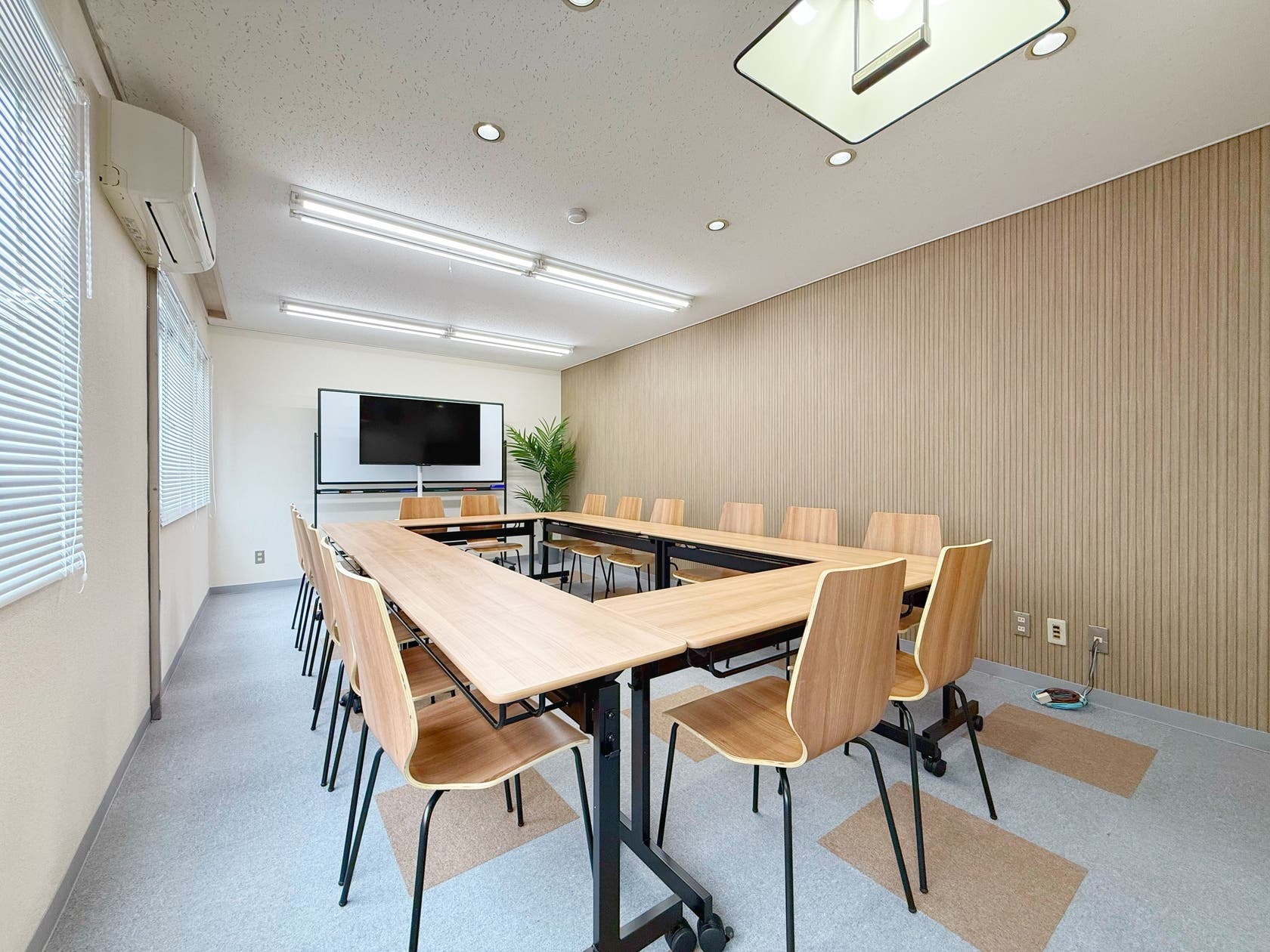 【東武宇都宮駅東口徒歩２分！】アルコール🍺飲食🍙持込もOK！懇親会もできる会議室◆セミナー・イベント・ワークショップに｜EV有！の写真10