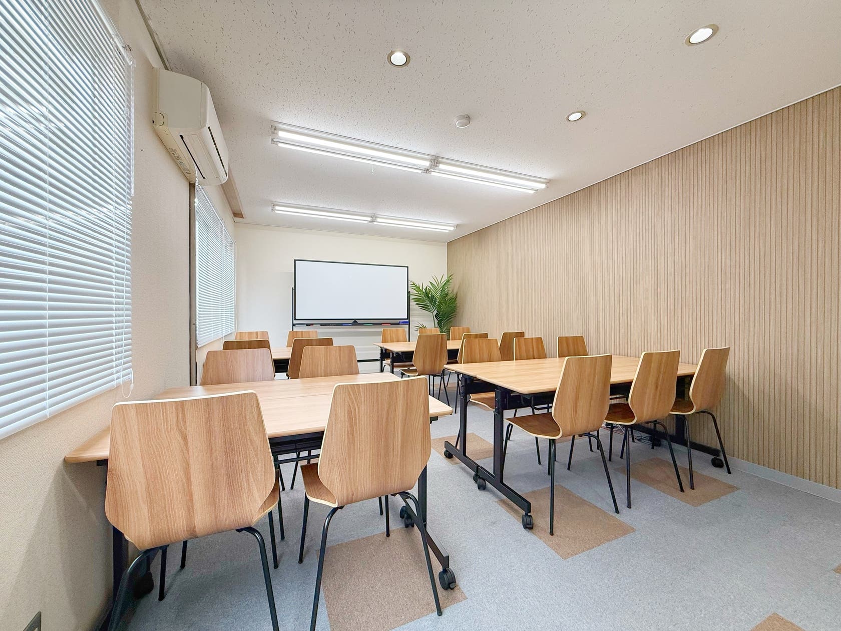 【東武宇都宮駅東口徒歩２分！】アルコール🍺飲食🍙持込もOK！懇親会もできる会議室◆セミナー・イベント・ワークショップに｜EV有！の写真5