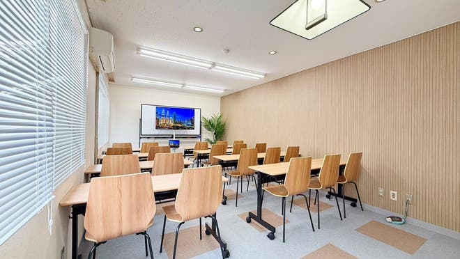 【東武宇都宮駅東口徒歩2分!】アルコール🍺飲食🍙持込もOK!懇親会もできる会議室◆セミナー・イベント・ワークショップに|EV有!の写真1