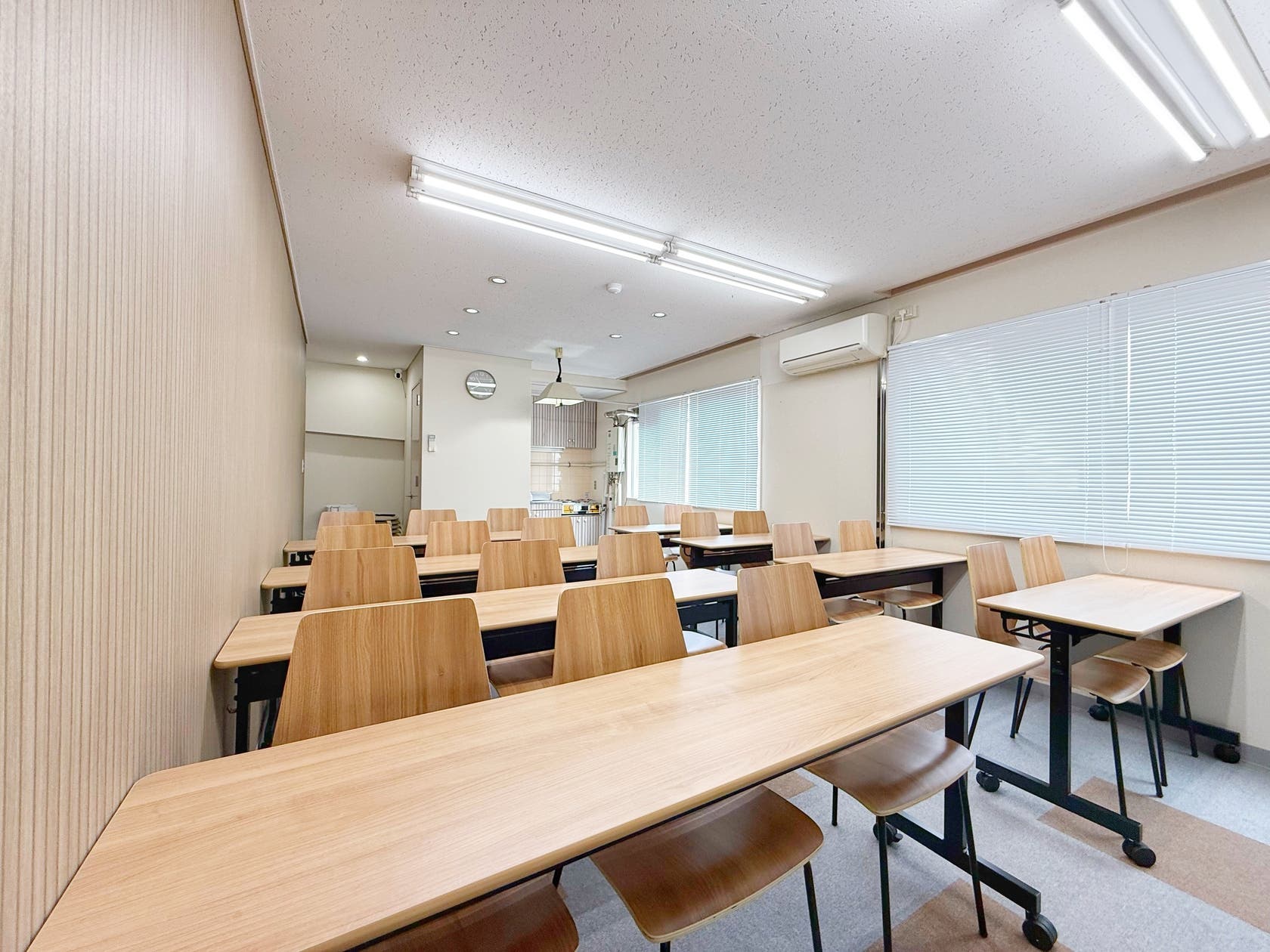 【東武宇都宮駅東口徒歩２分！】アルコール🍺飲食🍙持込もOK！懇親会もできる会議室◆セミナー・イベント・ワークショップに｜EV有！の写真3