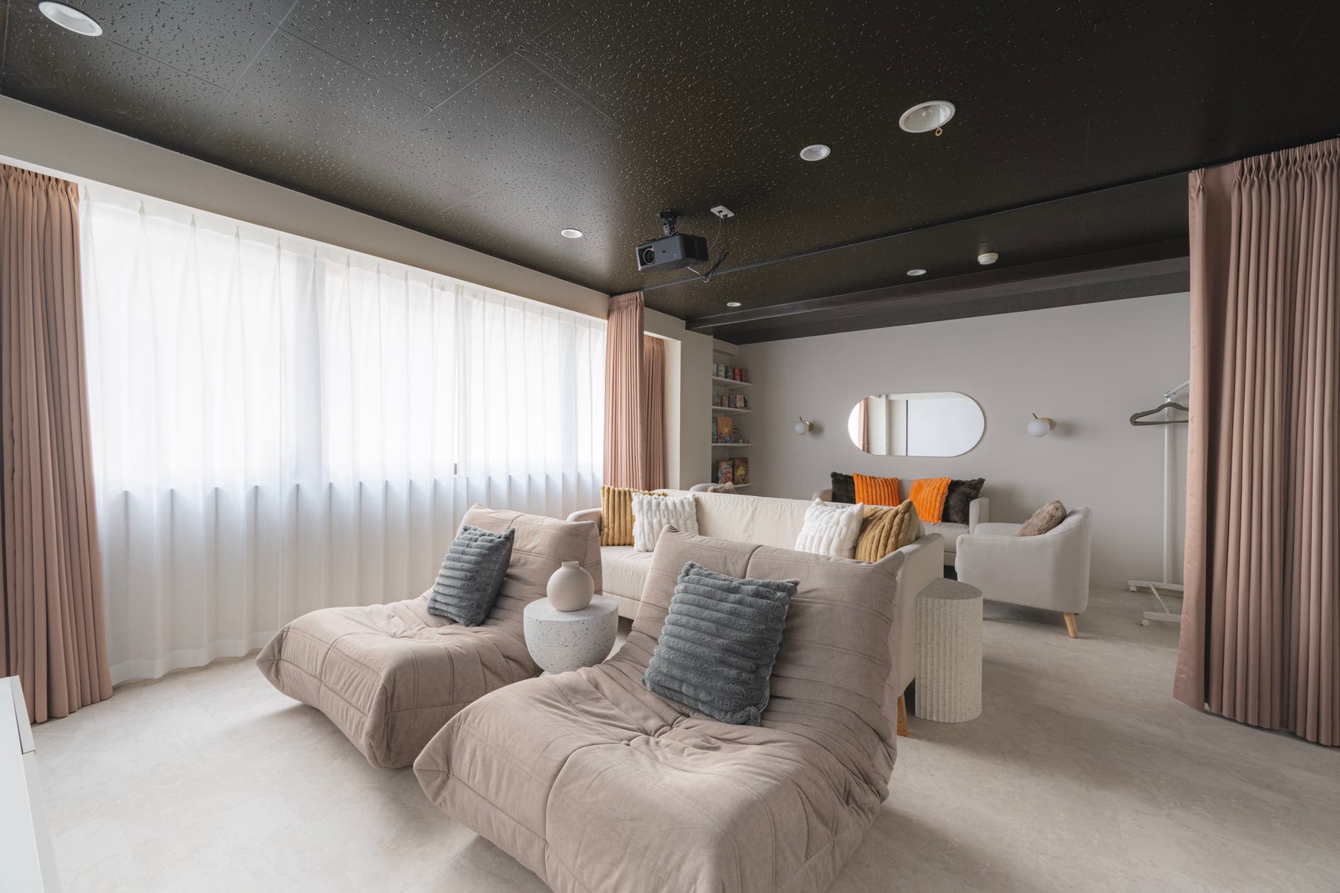 スペモ🎬クリスマス🎄新橋駅8分❗映画鑑賞🎥プロジェクター👀ゲーム🎮パーティー💖594_CINEMA新橋の写真7