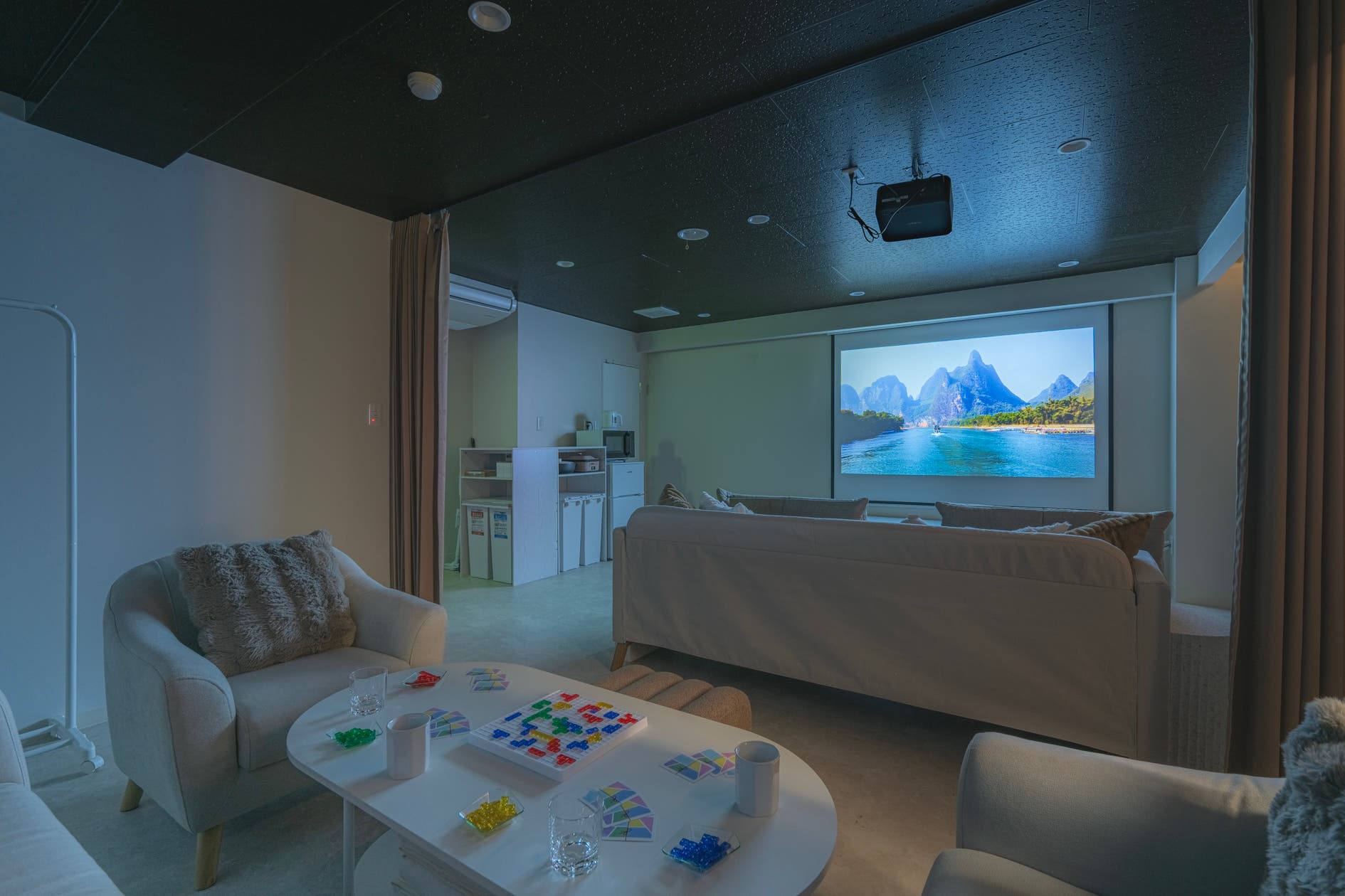 スペモ🎬クリスマス🎄新橋駅8分❗映画鑑賞🎥プロジェクター👀ゲーム🎮パーティー💖594_CINEMA新橋の写真13