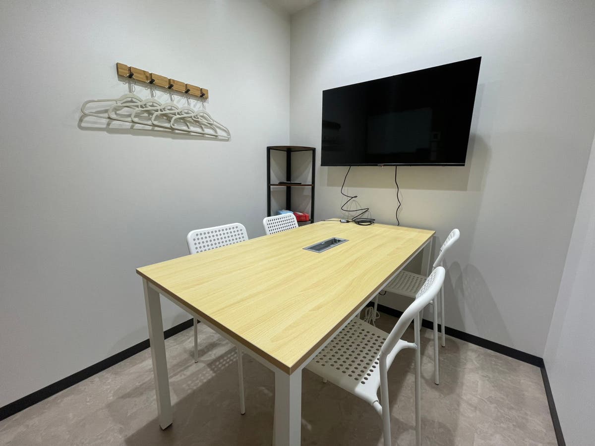 【¥330/30分！王子駅から1分】モニター・フリードリンク付き1名個室（個室３）※予約時間前は入室不可の写真4