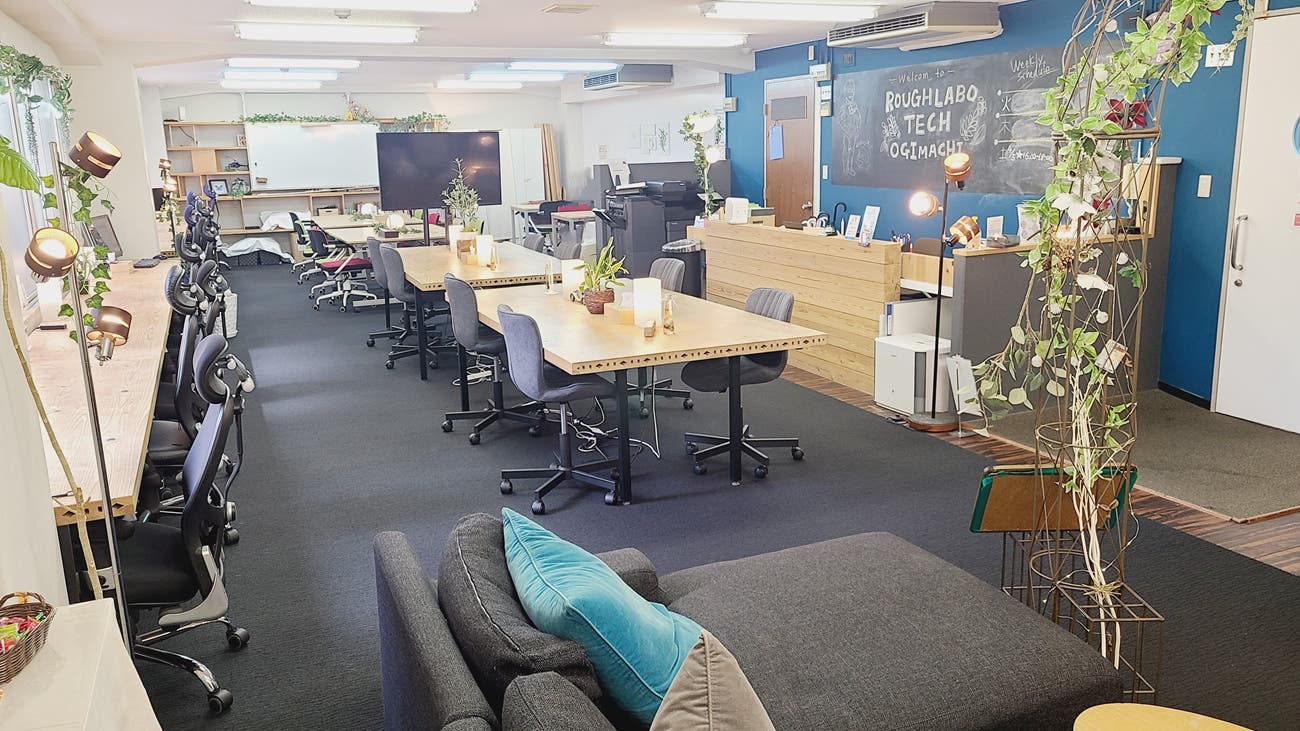 【駅前】1名OK!最大50名/カフェのようなくつろぎコワーキングスペース会議室(セミナー・研修・勉強会)大阪市北区/梅田/南森町の写真18