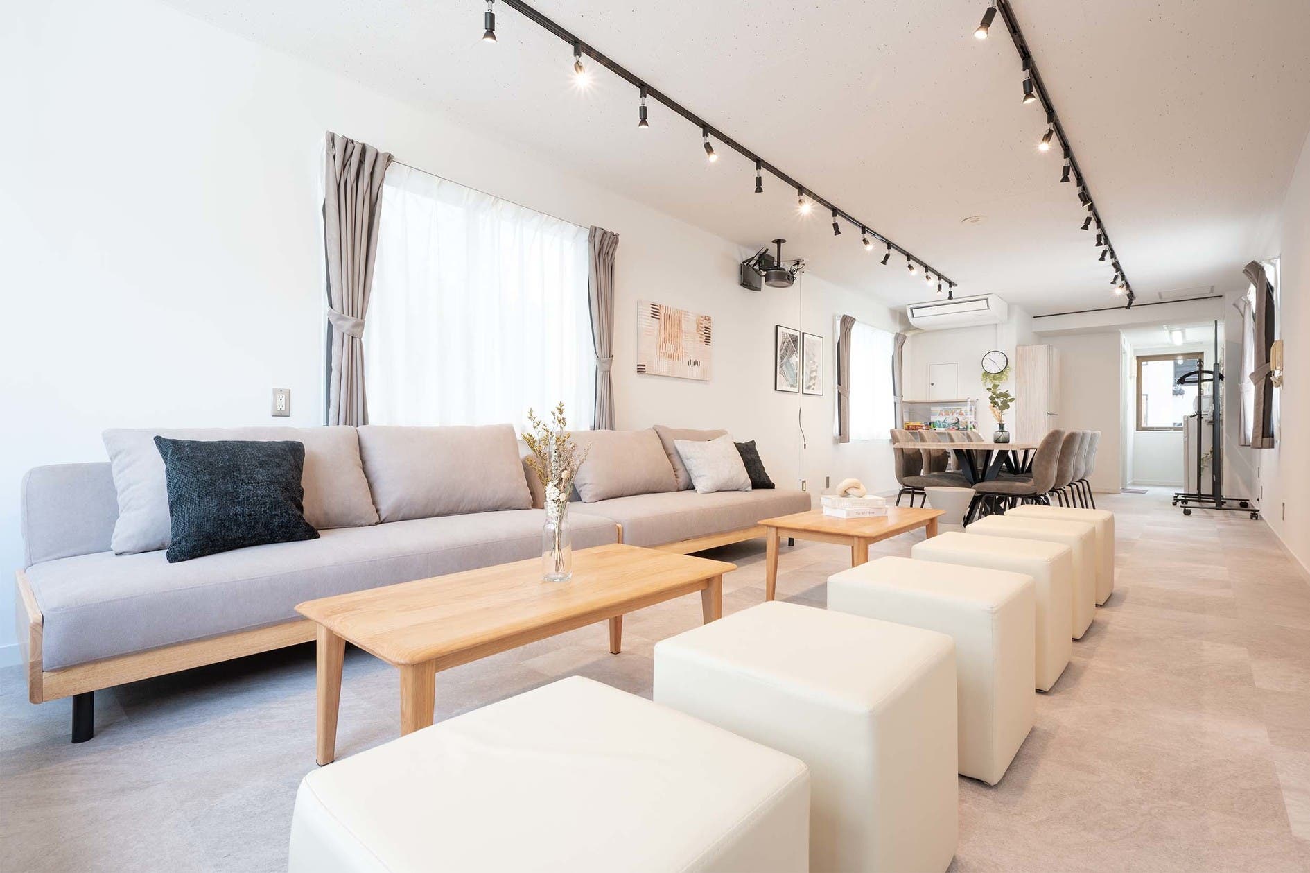 【アクセス抜群】銀座でワンランク上の懇親会やママ会、セミナー等のイベント会場にも👌最大20名・飲食OK・コンビニ30秒の写真5