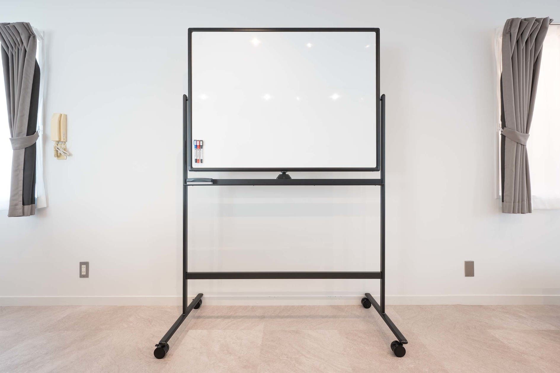 【アクセス抜群】銀座でワンランク上の懇親会やママ会、セミナー等のイベント会場にも👌最大20名・飲食OK・コンビニ30秒の写真16