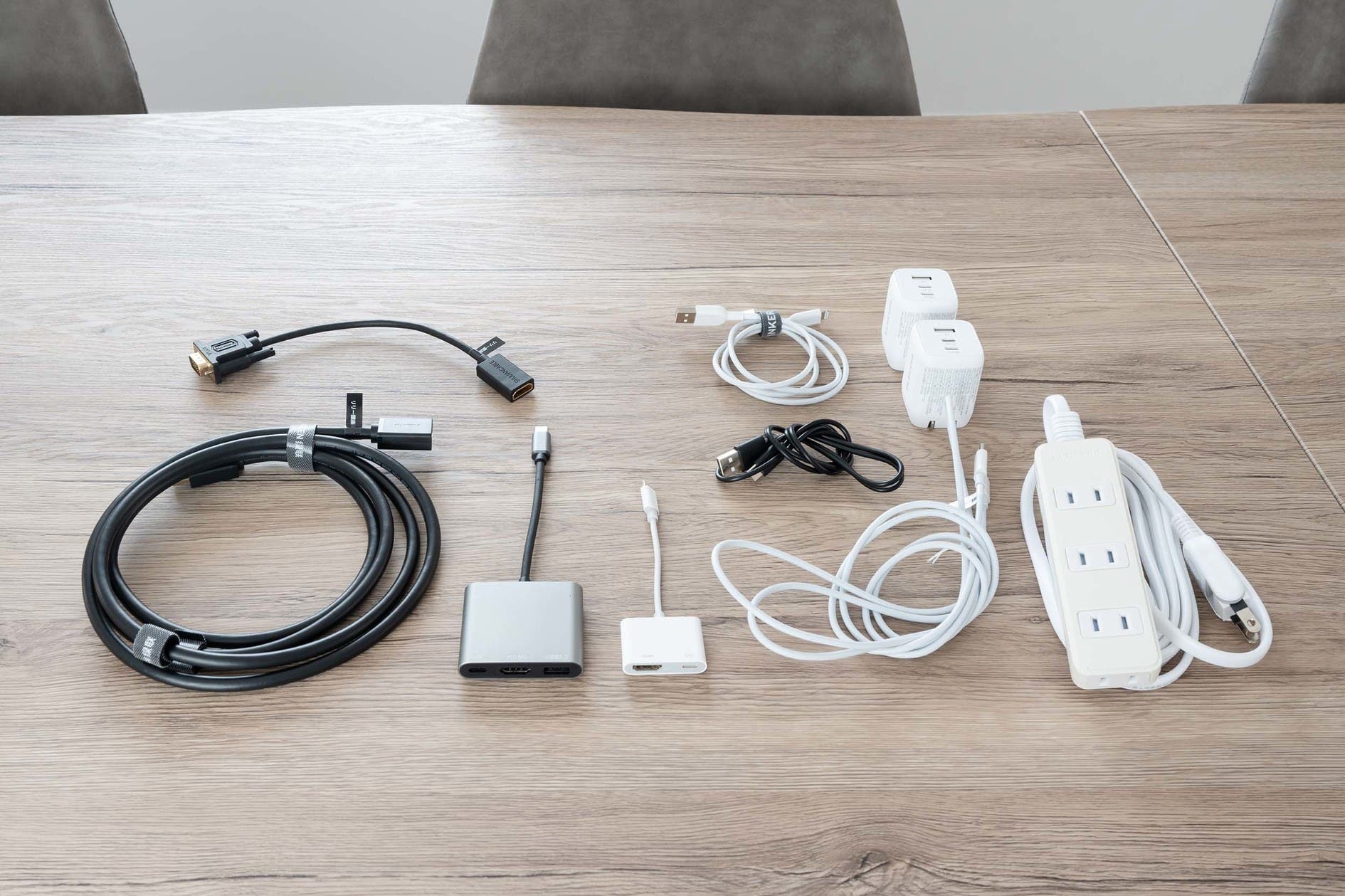 【アクセス抜群】銀座でワンランク上の懇親会やママ会、セミナー等のイベント会場にも👌最大20名・飲食OK・コンビニ30秒の写真25