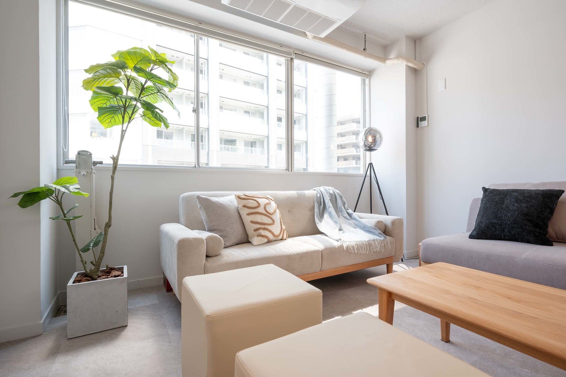 【アクセス抜群】銀座でワンランク上の懇親会やママ会、セミナー等のイベント会場にも👌最大20名・飲食OK・コンビニ30秒の写真27