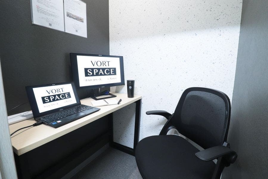  【茅場町駅3番出口0分】個室No.11/WEB会議/資格勉強/無料高速Wifi/途中外出可（鍵付）の写真1