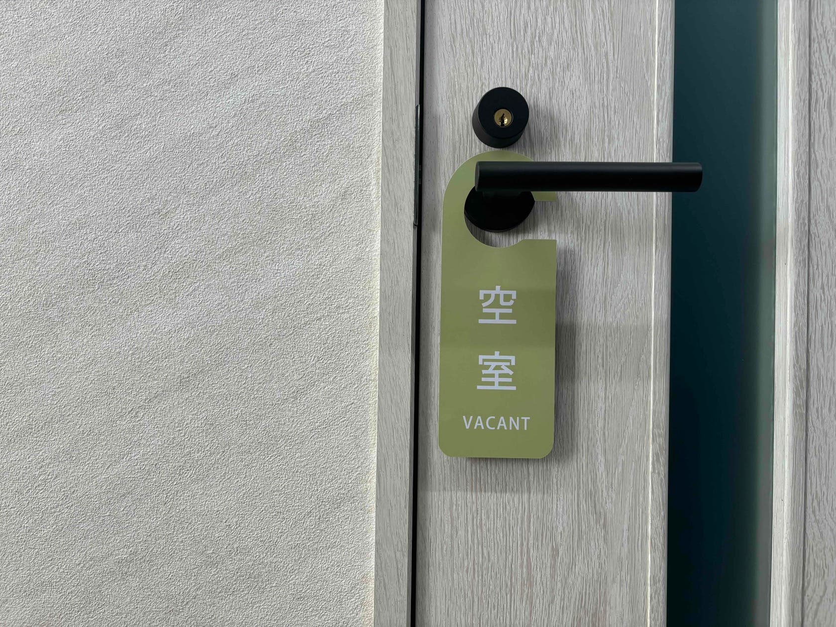 ✨12~1月値下げ中✨【茅場町駅3番出口0分】個室No.10/WEB会議/資格勉強/無料高速Wifi/途中外出可（鍵付）の写真5