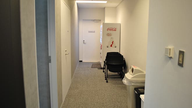 <芝浦ふ頭駅徒歩3分|12名用会議室C>65インチの大型モニター完備◎会議やワークショップに最適✨の写真19