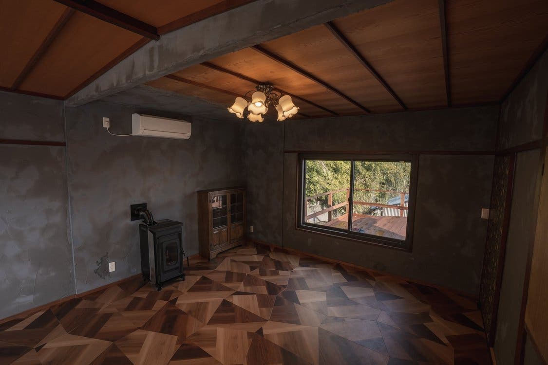 【淡路島/岩屋】淡路IC車3分/島外よりバス15分｜撮影/パーティー/ヨガ/トレーニング/自然光/漆喰壁/一軒家［見学可能］の写真3