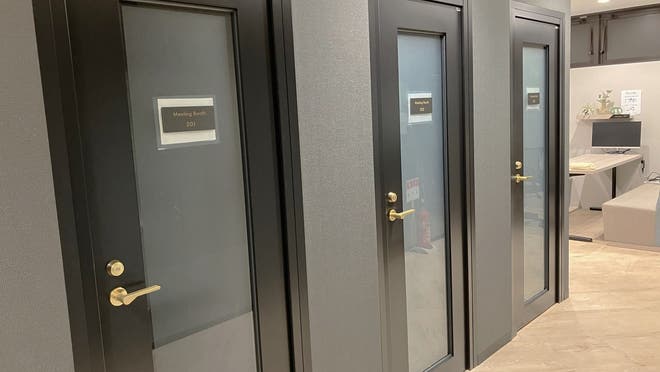 ✨12~1月値下げ中✨【大宮駅東口徒歩2分】1名用完全個室✨WiFi無料・ドリンク/会議・面接に!オンライン会議室No.206の写真3