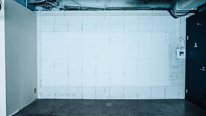 【JR・京王線 吉祥寺駅徒歩3分!】 自然光のたっぷり入る廃墟スタジオの写真3