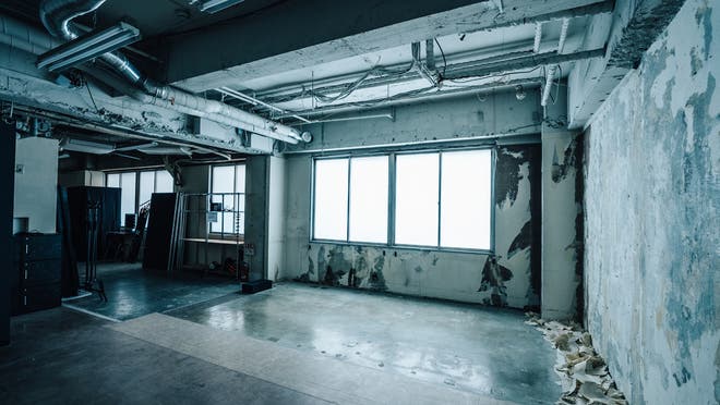 【JR・京王線 吉祥寺駅徒歩3分!】 自然光のたっぷり入る廃墟スタジオの写真8