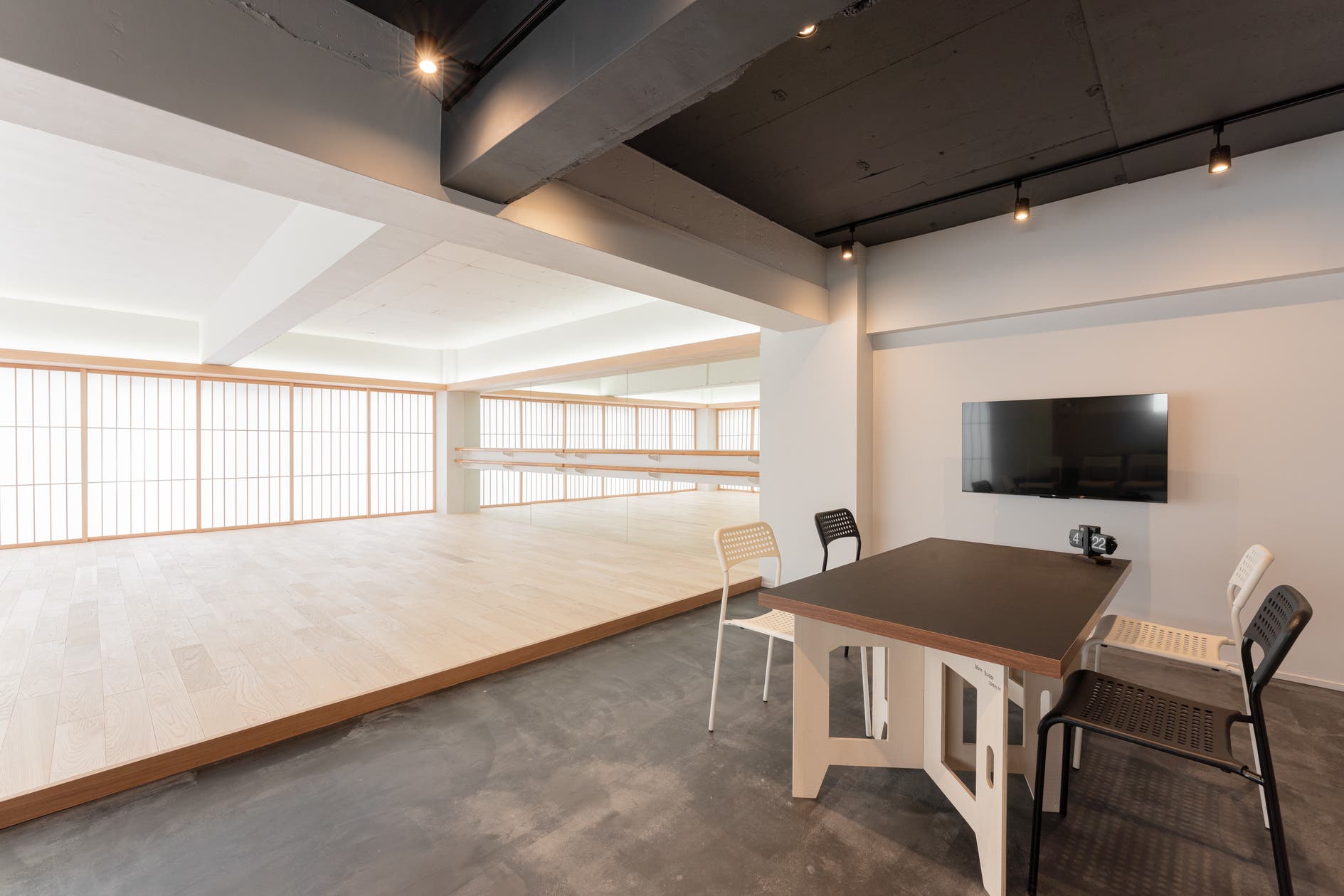 ⭐️GRAND OPEN｜舞台のある特別な空間。教室・個展・イベントに最適！スマートロック対応◎の写真4