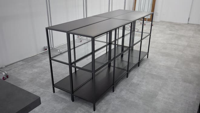 【大阪天満宮駅3分】room2 ポップアップストアや展示会に最適な視認性抜群路面に面した什器が充実しているレンタルスペースの写真4