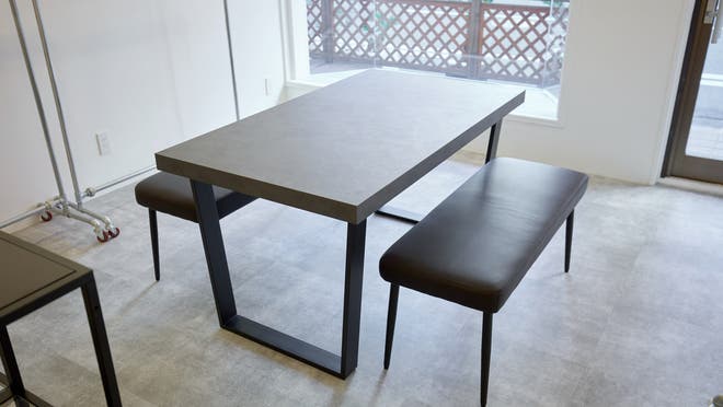 【大阪天満宮駅3分】room2 ポップアップストアや展示会に最適な視認性抜群路面に面した什器が充実しているレンタルスペースの写真5