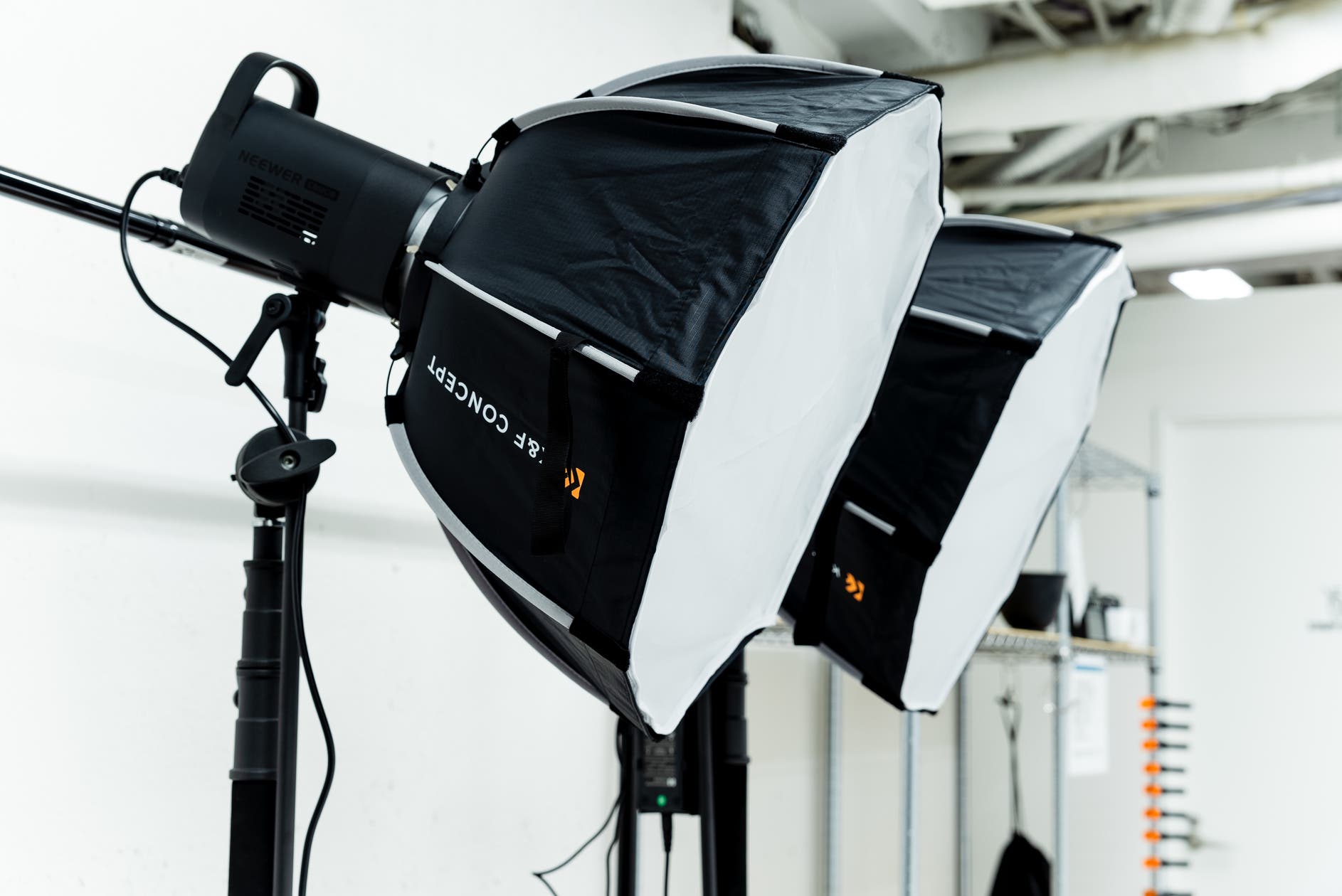 【JR・京王線 吉祥寺駅徒歩3分！】 幅4m×高さ2.5m×奥行き6mの白ホリスタジオの写真9