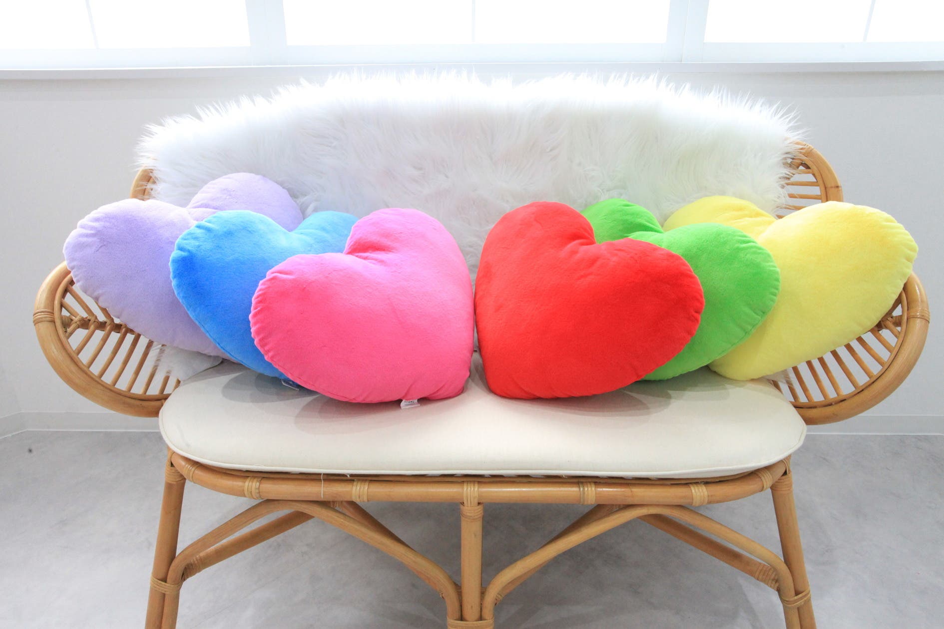 池袋東口徒歩４分/毎日清掃/自然光×白の空間/無限に広がる撮影の可能性/シンプルで洗練された非日常/背景10種類/機材すべて無料の写真18