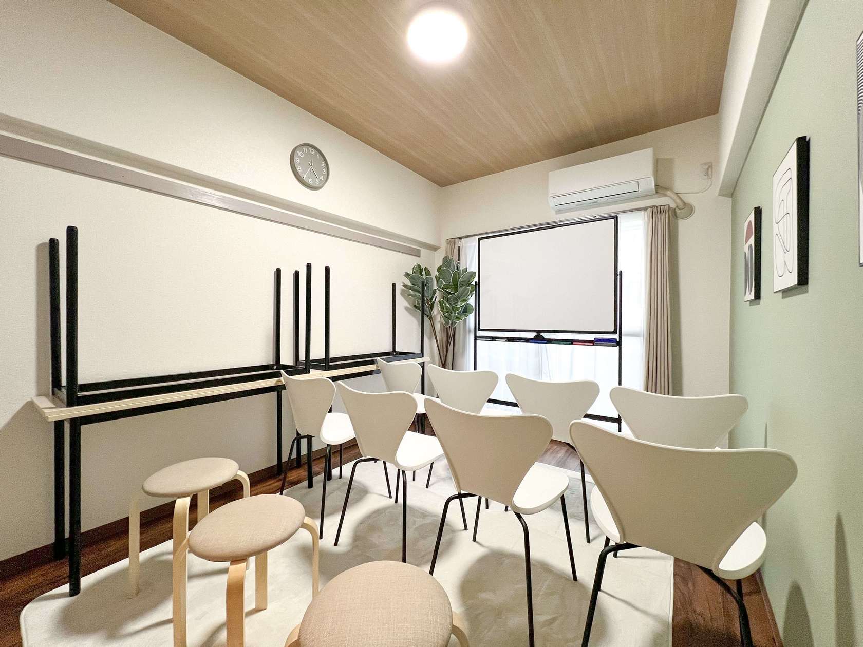 【三島駅4分！12名利用可！】綺麗な室内！WiFi・ホワイトボード全て無料！貸会議室ユニエル三島Bの写真25