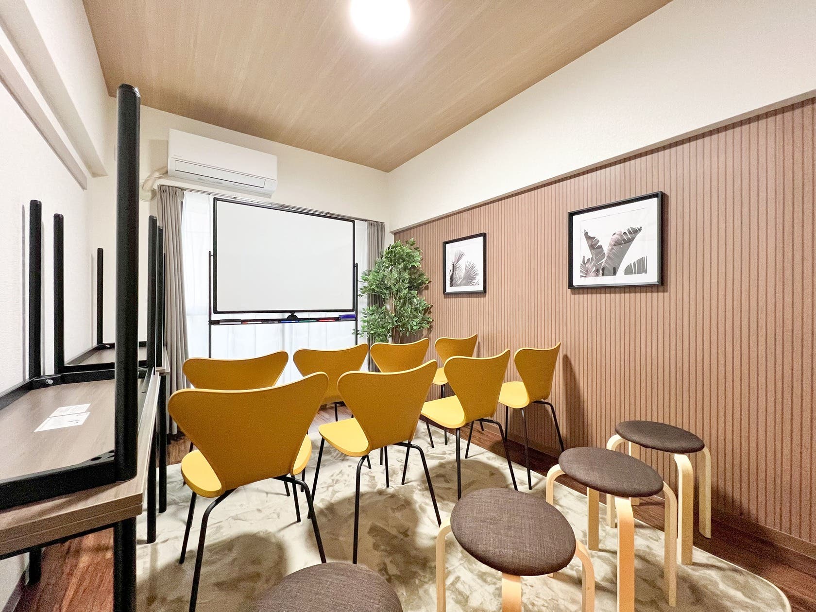 【三島駅4分！12名利用可！】綺麗な室内！WiFi・ホワイトボード全て無料！貸会議室ユニエル三島Cの写真20