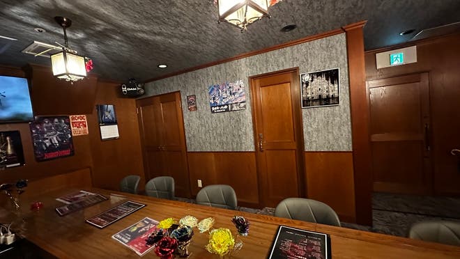 ROCKコンセプトのコンカフェバー。バンド機材を使ってのコスプレ撮影会、ライブやイベント、カラオケ、飲み会などの写真8