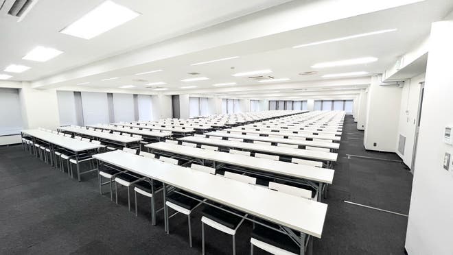 【五反田駅から徒歩3分】⭐️無料備品多数⭐️会議・研修・試験会場・セミナー等■3階ホール(MAX)の写真2
