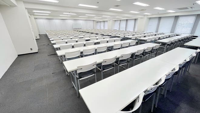 【五反田駅から徒歩3分】⭐️無料備品多数⭐️会議・研修・試験会場・セミナー等■3階ホール(1/2)の写真2